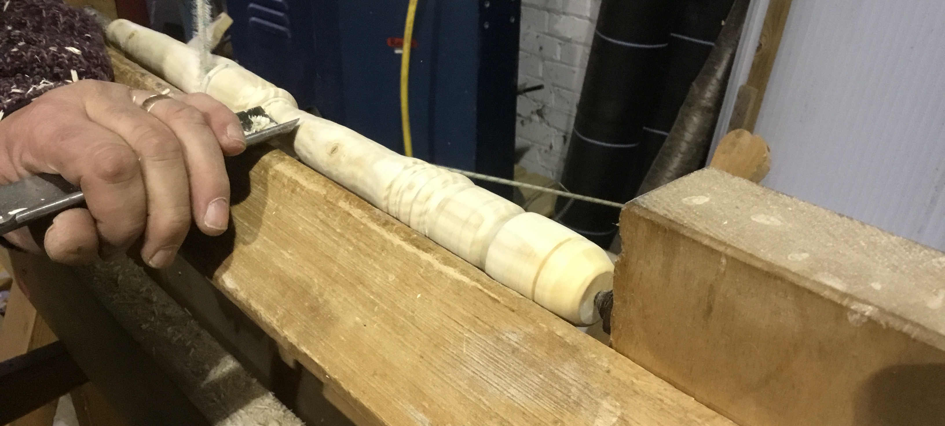 Greenwood crafts: Make a dibber using a traditional pole lathe – Le ...